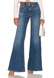 FRAME Le One Flare in Hanbury | REVOLVE