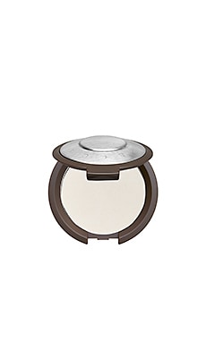 BECCA Cosmetics Blotting Powder Perfector in Translucent | REVOLVE