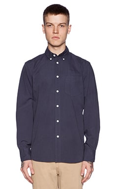 Rag & Bone Standard Issue Button Down in Navy | REVOLVE