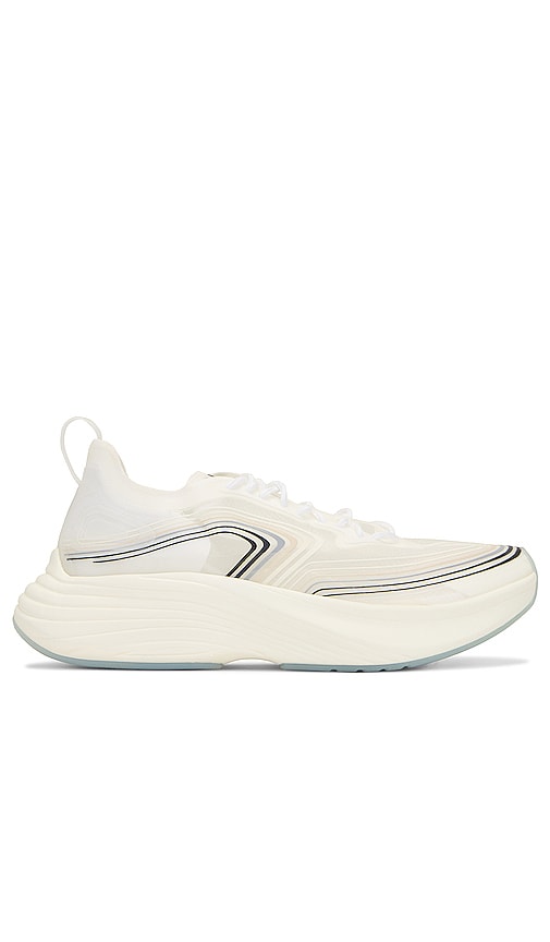 APL: Athletic Propulsion Labs Streamline in Ivory & Black in Clear ...