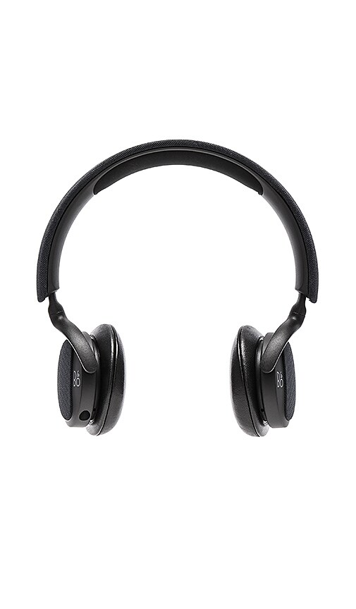B&O Play H2 in Carbon Blue | REVOLVE