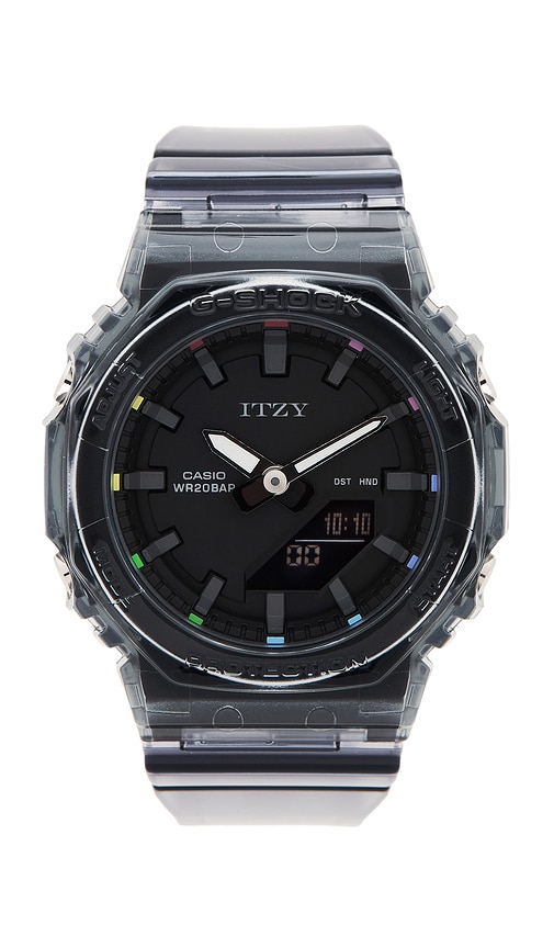 G-Shock GMAP2100 x Itzy Watch in Itzy Black | REVOLVE