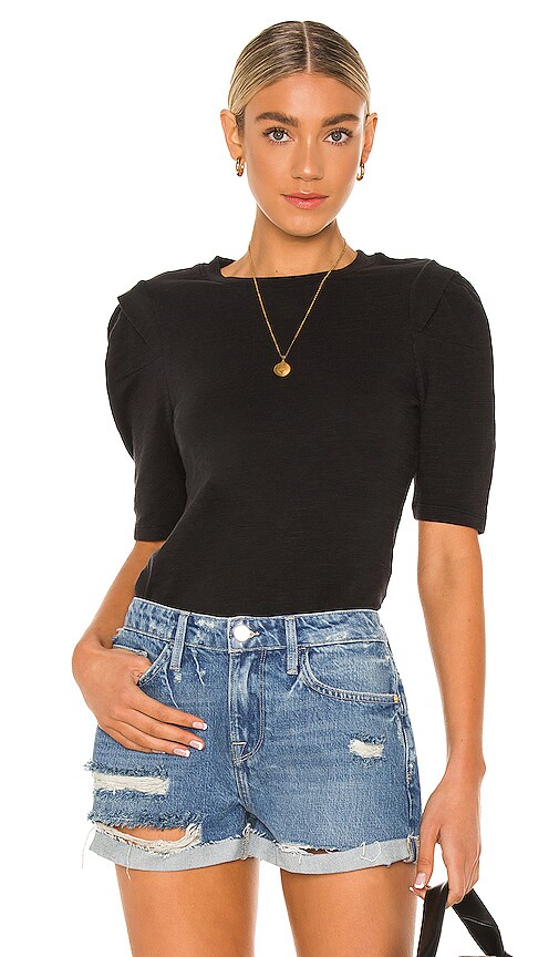 FRAME Pleated Panel Tee in Noir | REVOLVE