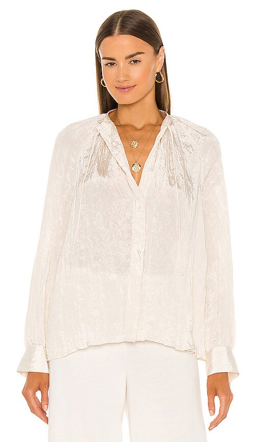 Vince Poet Popover Blouse in Pampas | REVOLVE