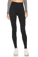 ALALA Flow Seamless Tight in Black | REVOLVE