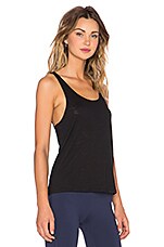 alo Twist Tank in Black | REVOLVE