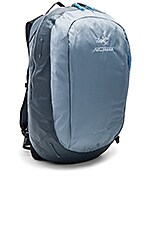 Arc'teryx Velaro 35 in Gunmetal | REVOLVE