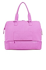 BEIS The Weekend Bag in Berry | REVOLVE