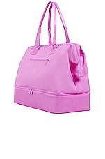 BEIS The Weekend Bag in Berry | REVOLVE