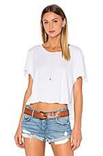 Bobi T-SHIRT en White | REVOLVE