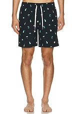Chubbies The Beach Essentials 7" Swim Short in Black | REVOLVE