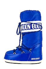 MOON BOOT Icon Nylon Boot in Electric Blue | REVOLVE