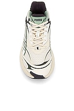 Puma Select Velophasis Technisch Sneaker in Warm White, Green Fog ...