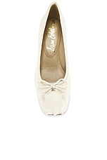 Sam Edelman Rosa Flat in Modern Ivory | REVOLVE