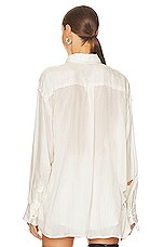 SAMI MIRO VINTAGE Undone Zip Up Collared Shirt in White | REVOLVE