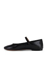 Steve Madden Vinetta Flat in Black Leather | REVOLVE