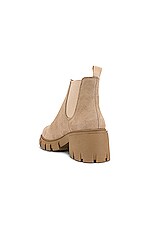 Steve Madden Howler Boot in Sand Suede | REVOLVE