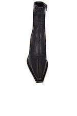 Song of Style Jasmine Boot in Black | REVOLVE