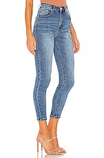 superdown Delanie Skinny Jean in Light Wash | REVOLVE