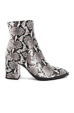 Tony Bianco BRAZEN ブーティー - Natural Snake | REVOLVE