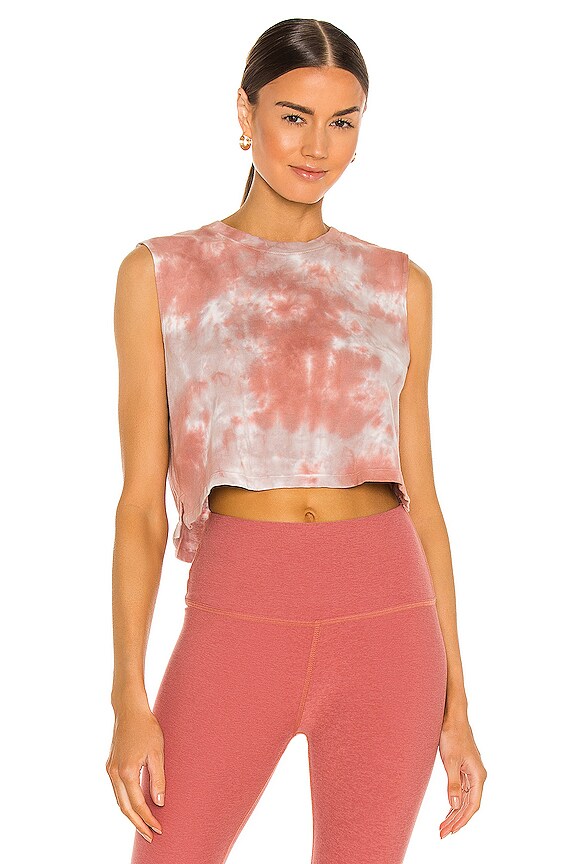 Beyond Yoga Night In Cropped Tank in Earthen Rose & Chai Cloud Dye ...