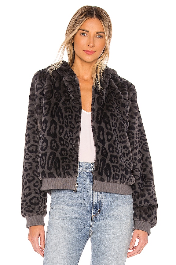 Bella Dahl Reversible Faux Fur Bomber Jacket in Grey Leopard | REVOLVE