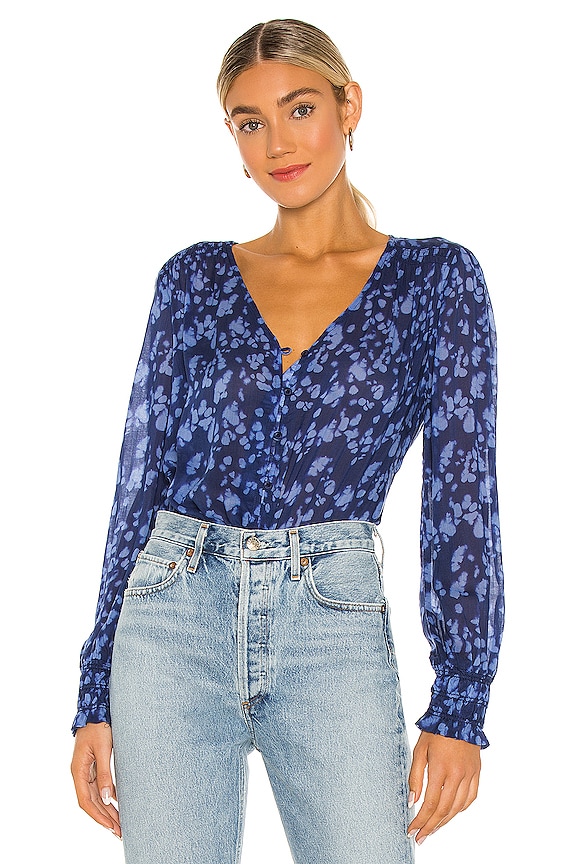 Bella Dahl Smocked Flowy Blouse in Washed Indigo Spots | REVOLVE