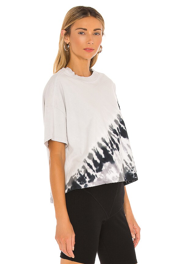 Electric & Rose Love Tee in Thunder Beam Wash | REVOLVE