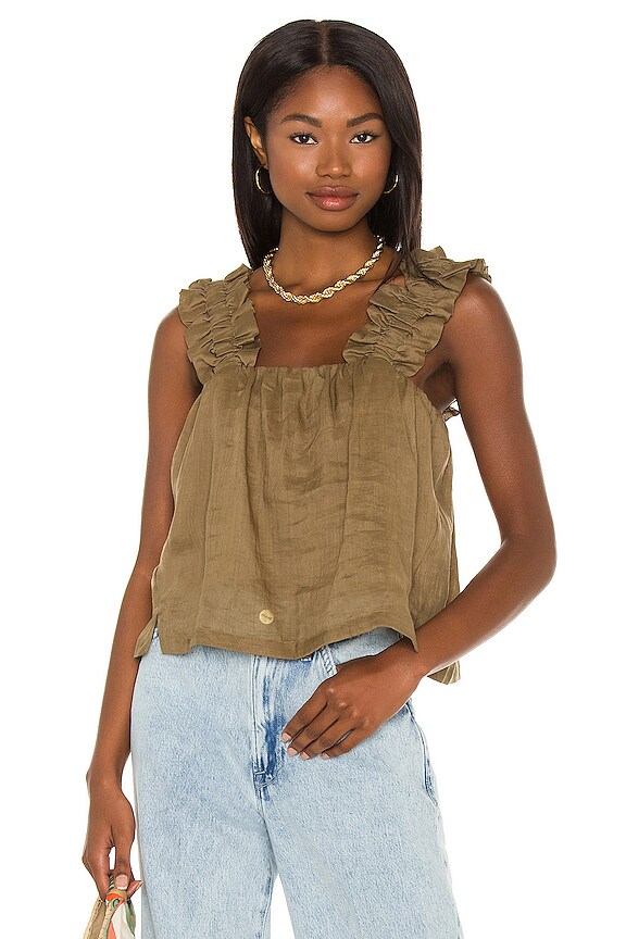 FRAME Ruffle Strap Tank in Moss | REVOLVE