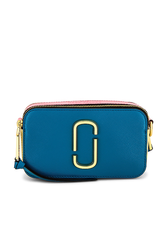 Marc Jacobs SAC SNAPSHOT en Malibu Multi | REVOLVE