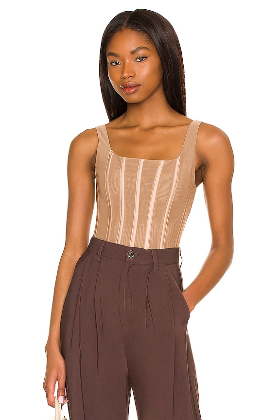 MISHA BODY KYANNI en Caribou | REVOLVE