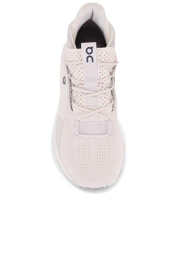 On Cloudnova 2 Sneaker in Sand & Fog | REVOLVE