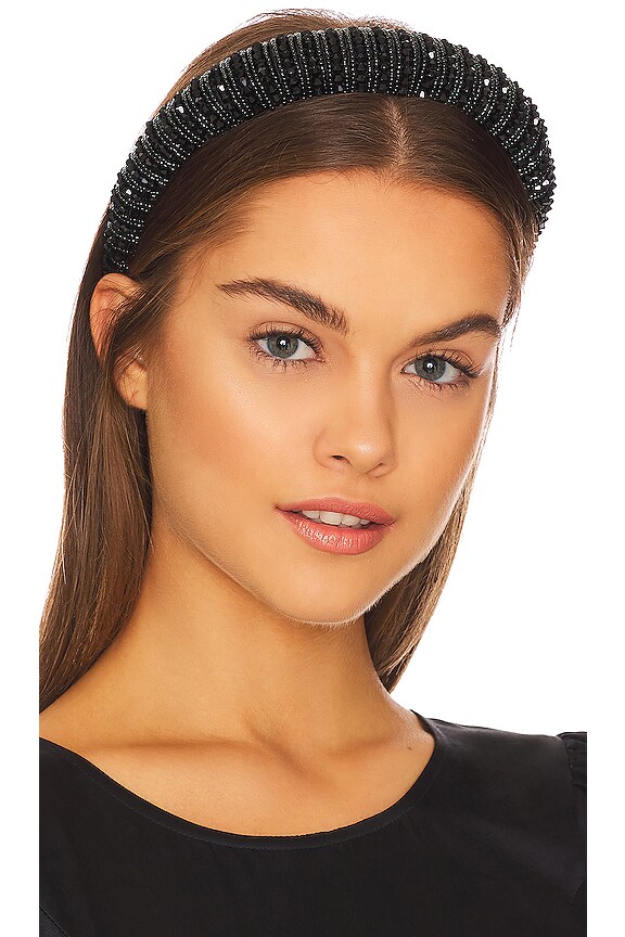 SHASHI BANDA PELO NOVA en Black | REVOLVE