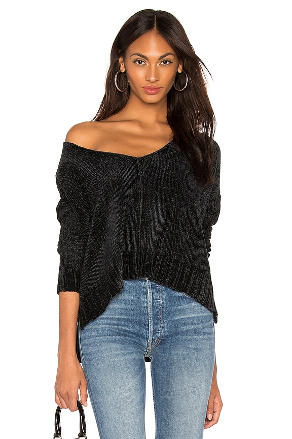 Show Me Your Mumu Hug Me Crop Sweater in Black Chenille | REVOLVE