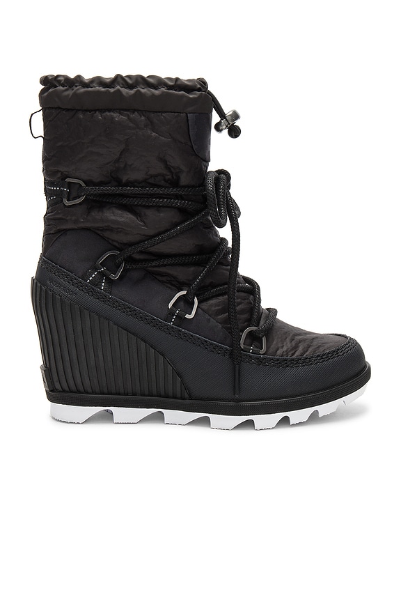 Sorel Kinetic Wedge in Black | REVOLVE