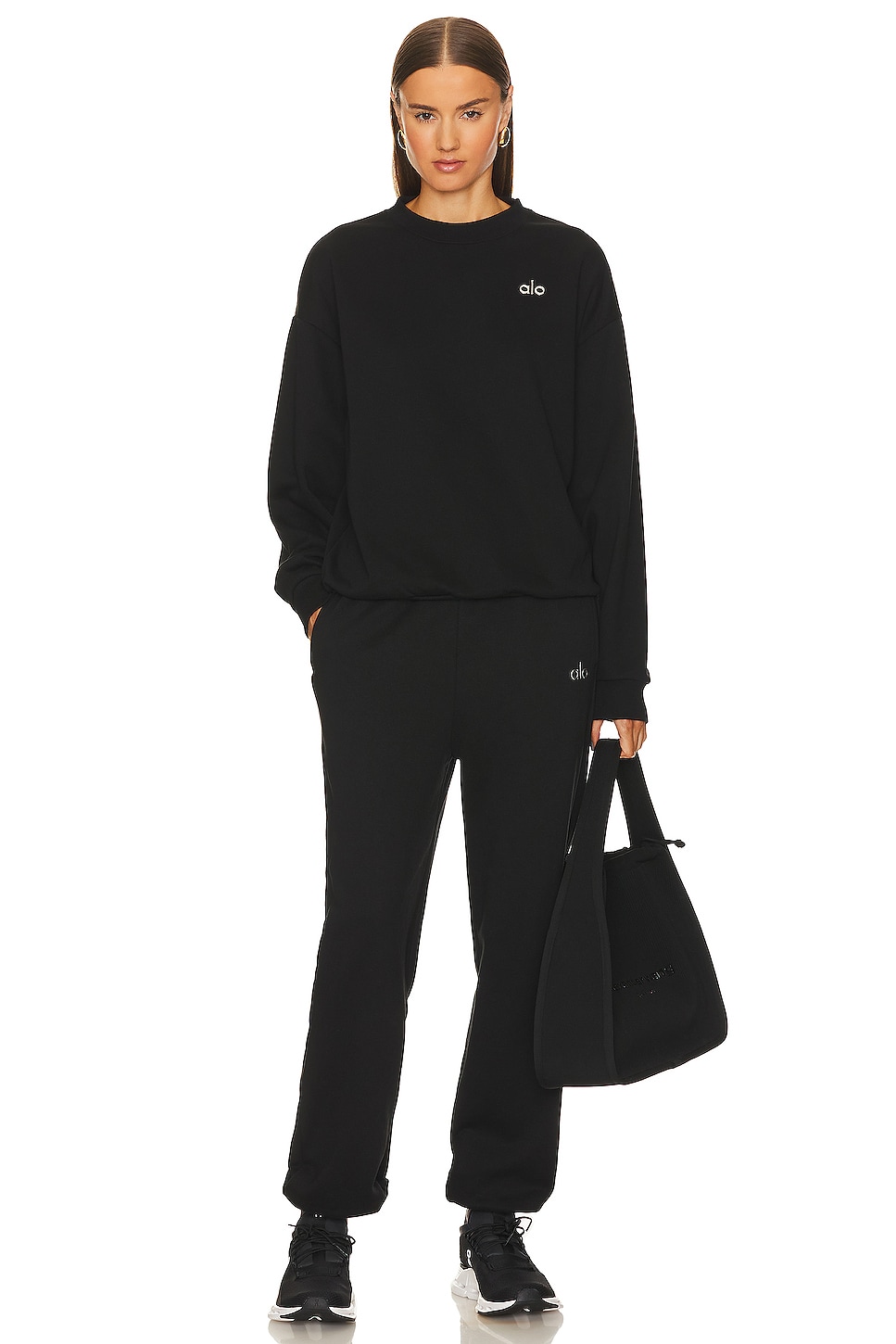 alo Accolade Crew Neck Pullover Sweatshirt in Black | REVOLVE