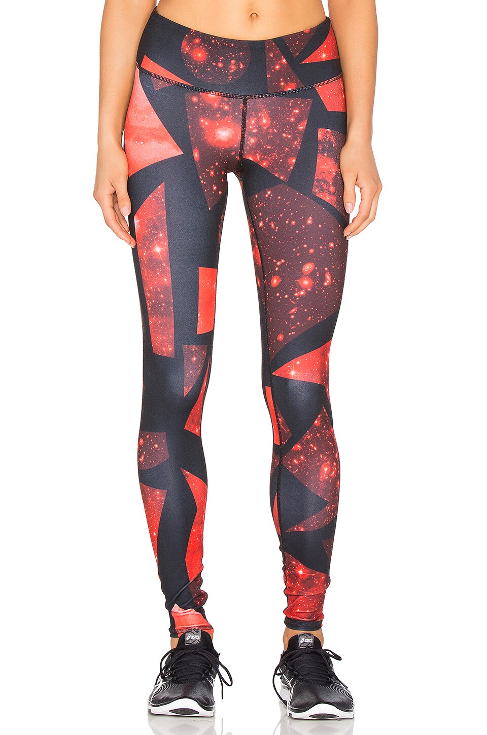 alo Airbrush Legging in Volcano Space | REVOLVE