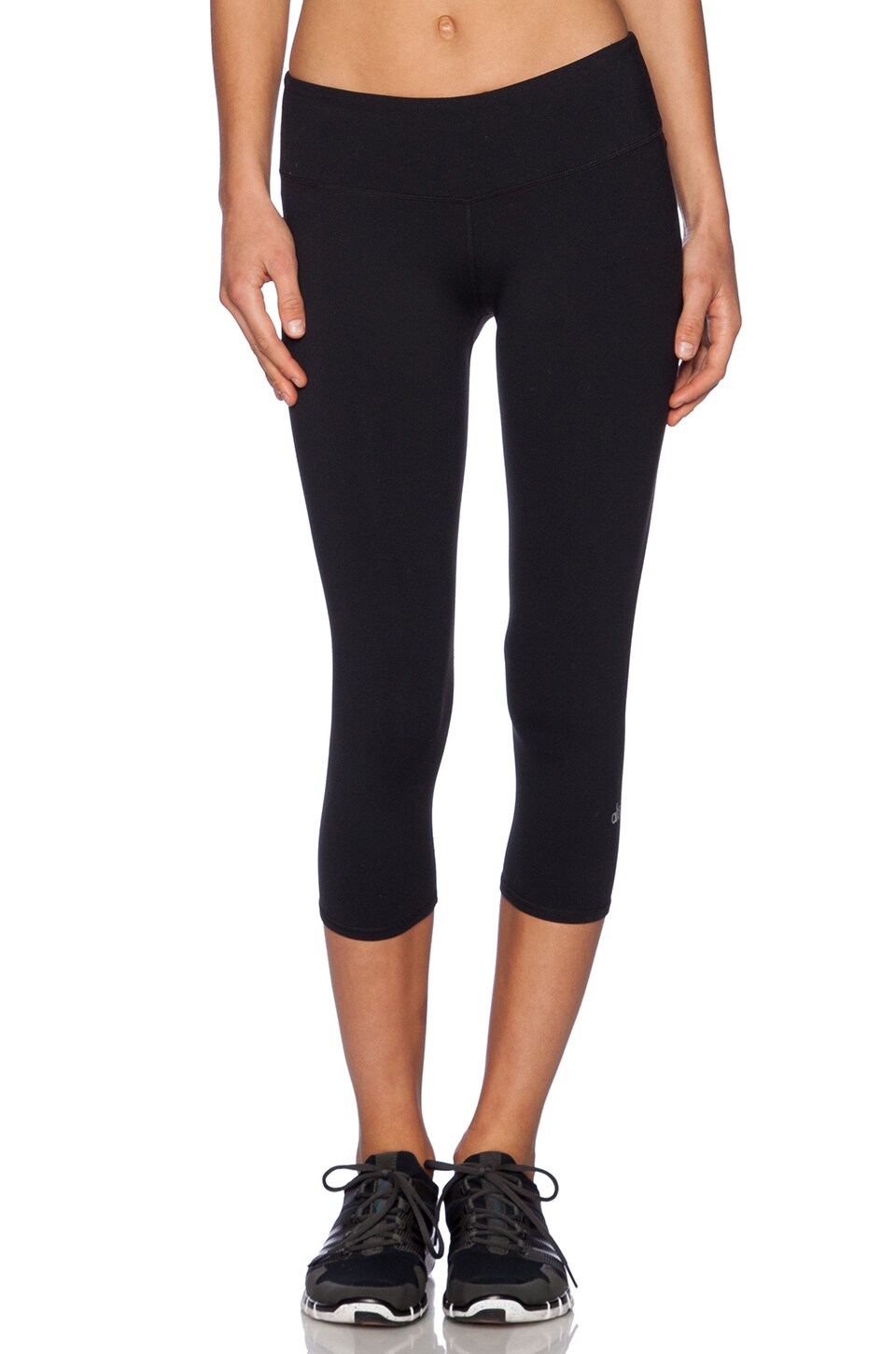 alo Airbrushed Capri in Black | REVOLVE