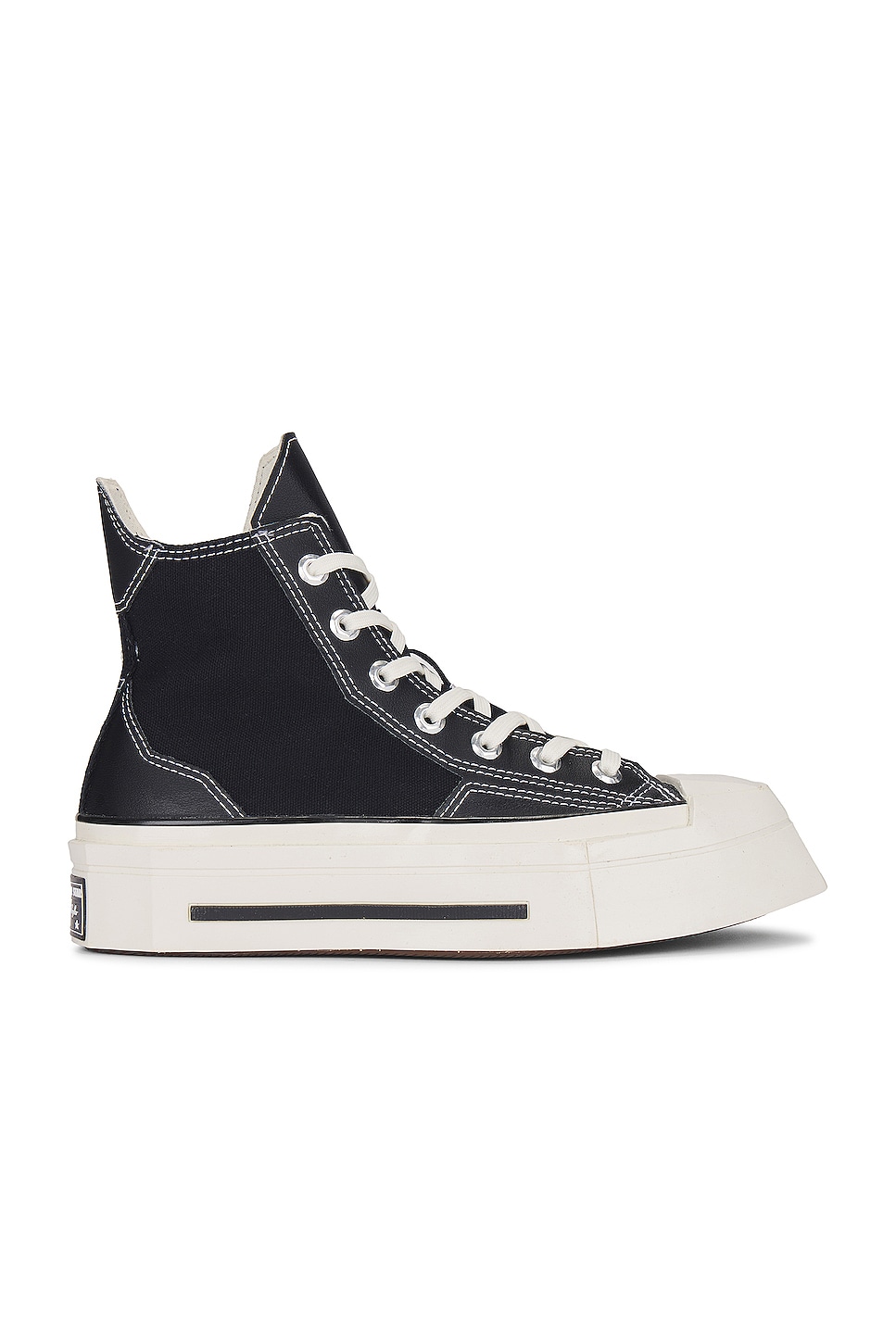 Converse Chuck 70 De Luxe Squared in Black & Egret | REVOLVE