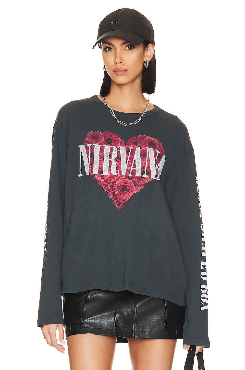 DAYDREAMER Nirvana Flower Heart Crew in Vintage Black | REVOLVE