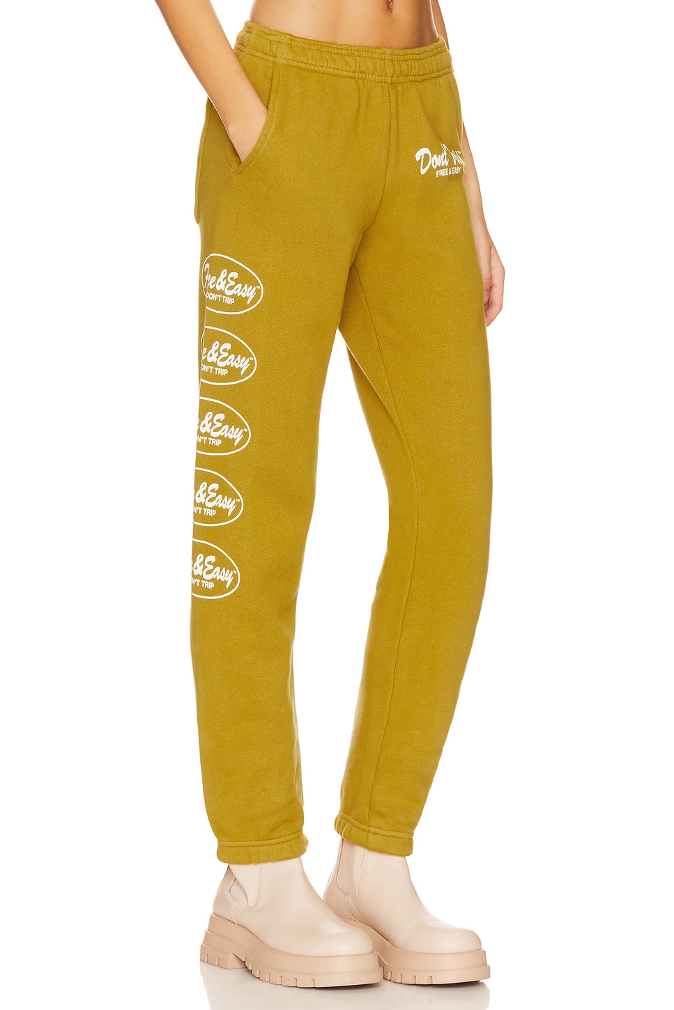 Free & Easy Oval Heavy Fleece Sweatpants in Vintage Olive | REVOLVE