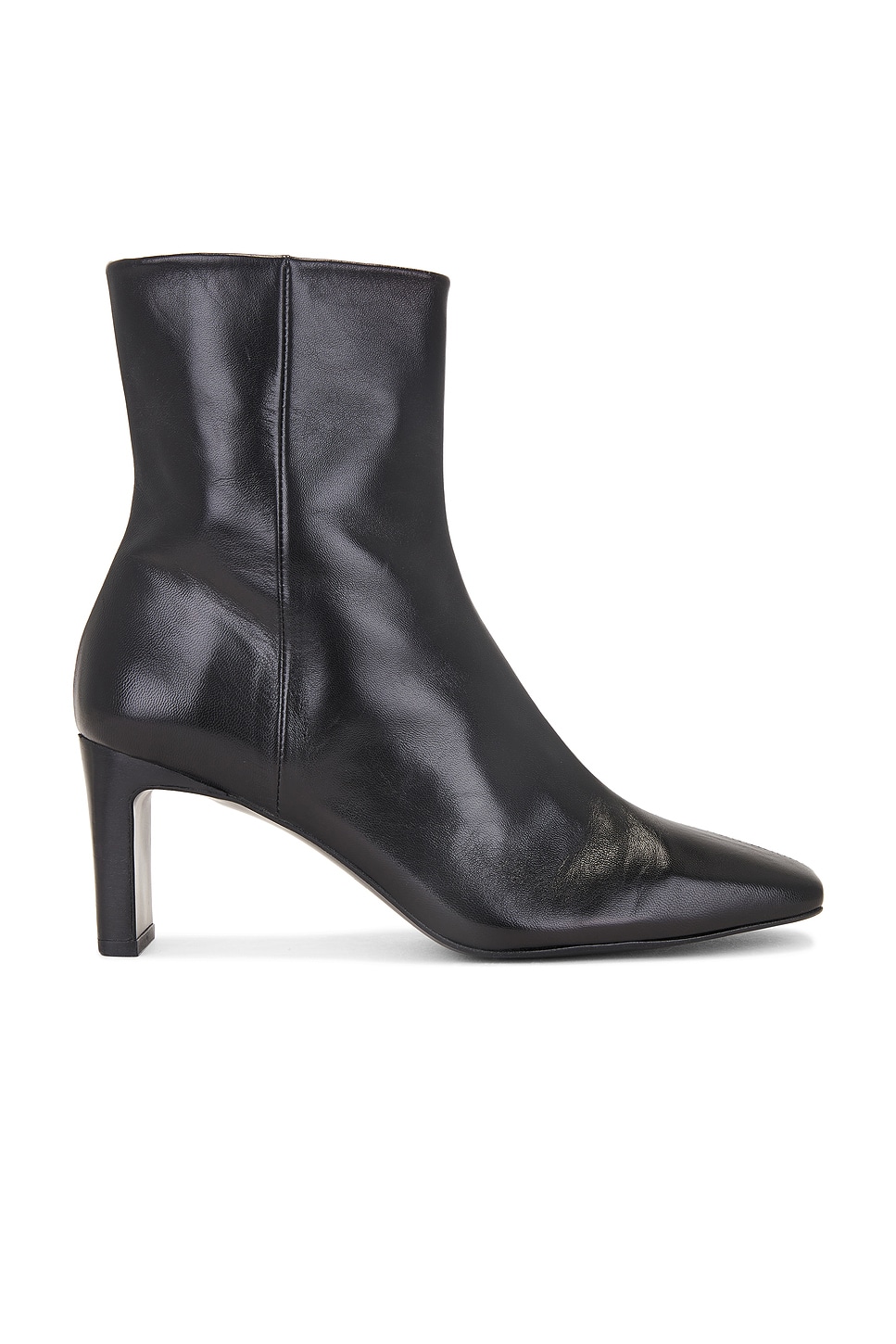 Flattered Moa Boot in Black | REVOLVE
