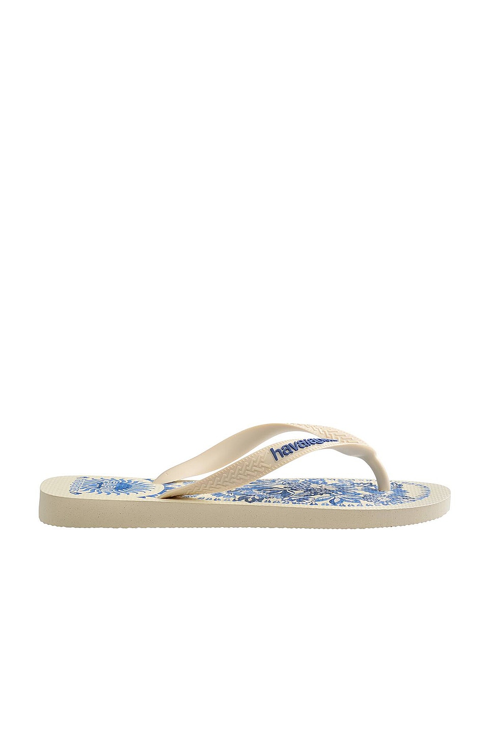 Havaianas Farm Rio Azul Sandal in Beige Multi | REVOLVE