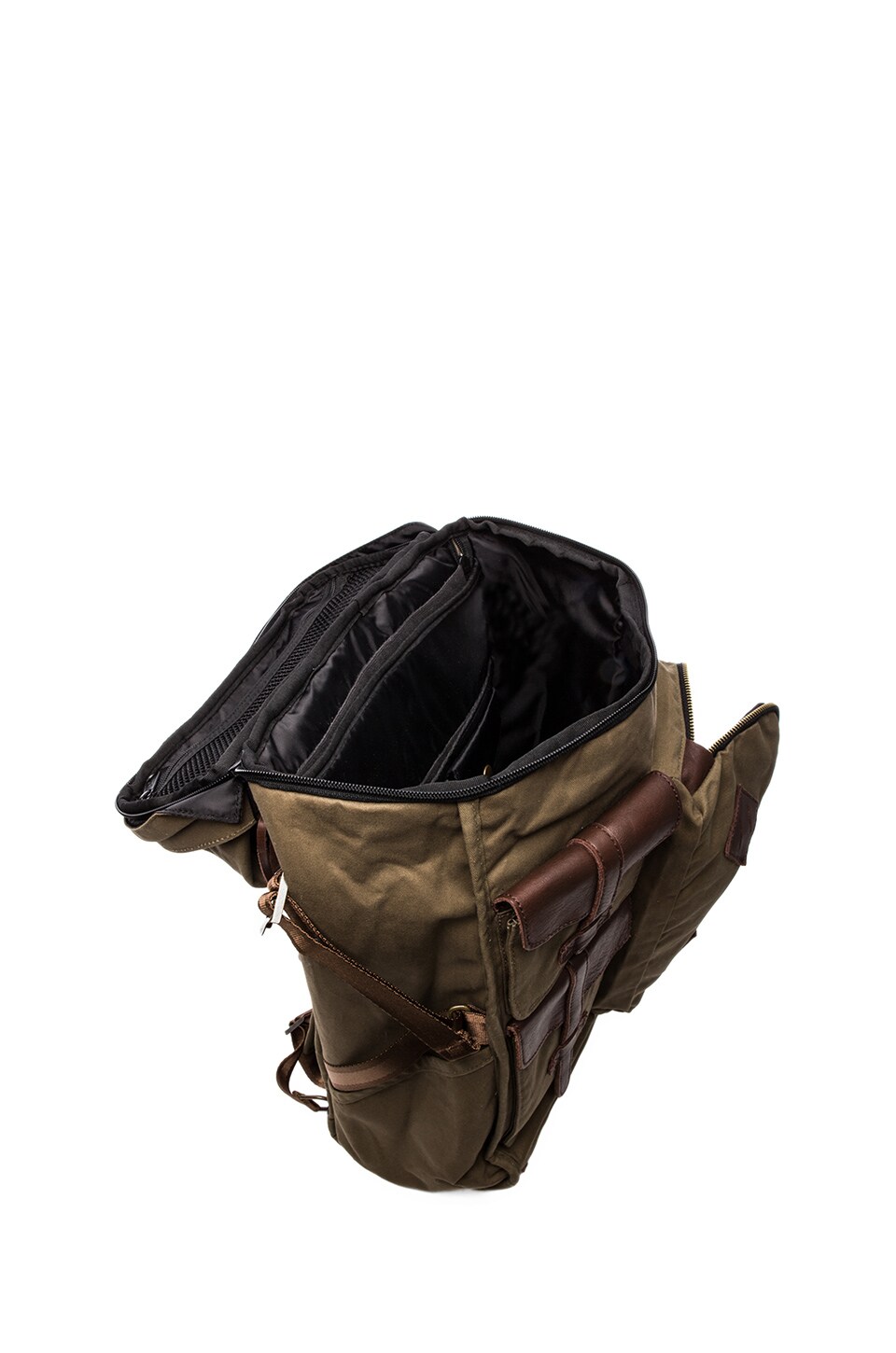 Jansport Skip Yowell Collection Lhasa en Army Green | REVOLVE