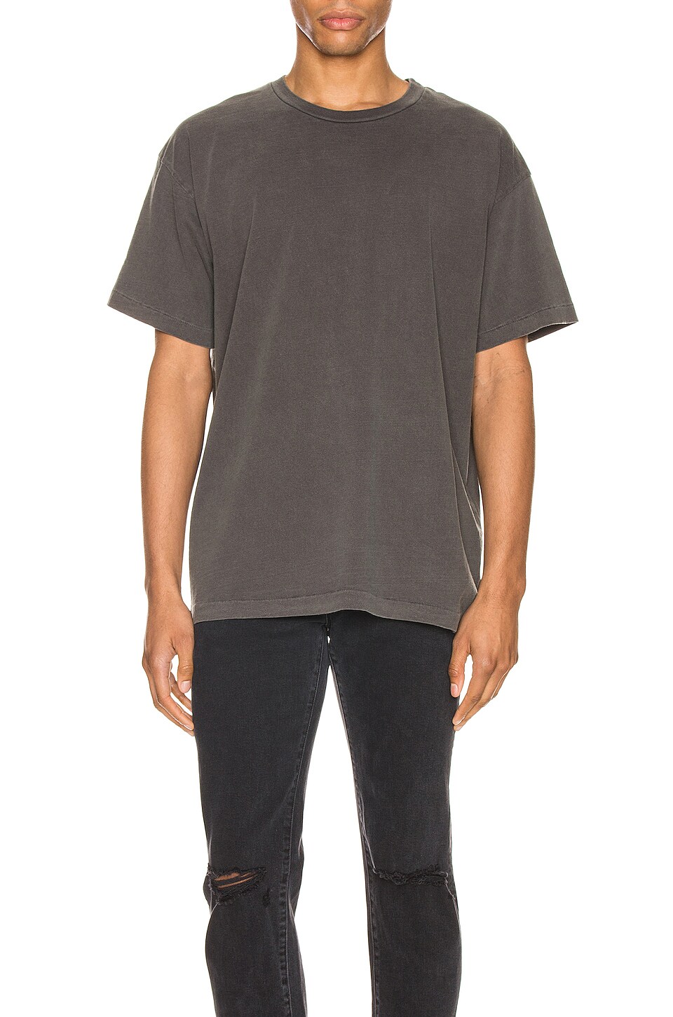 JOHN ELLIOTT University Tee in Carbon | REVOLVE