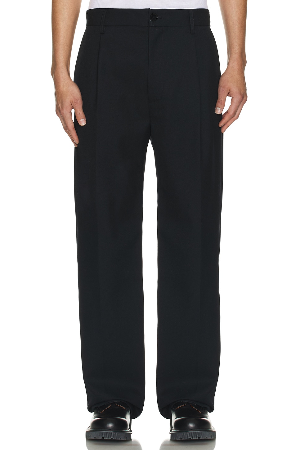 SIMKHAI Kane Relaxed Pants in Black | REVOLVE