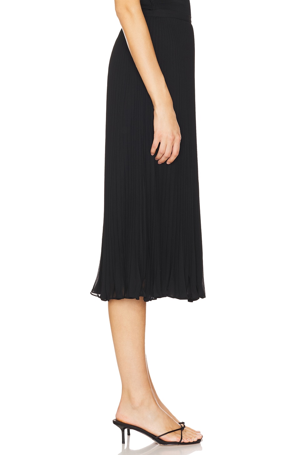 L'AGENCE Fernanda Pleated Midi Skirt in Black | REVOLVE