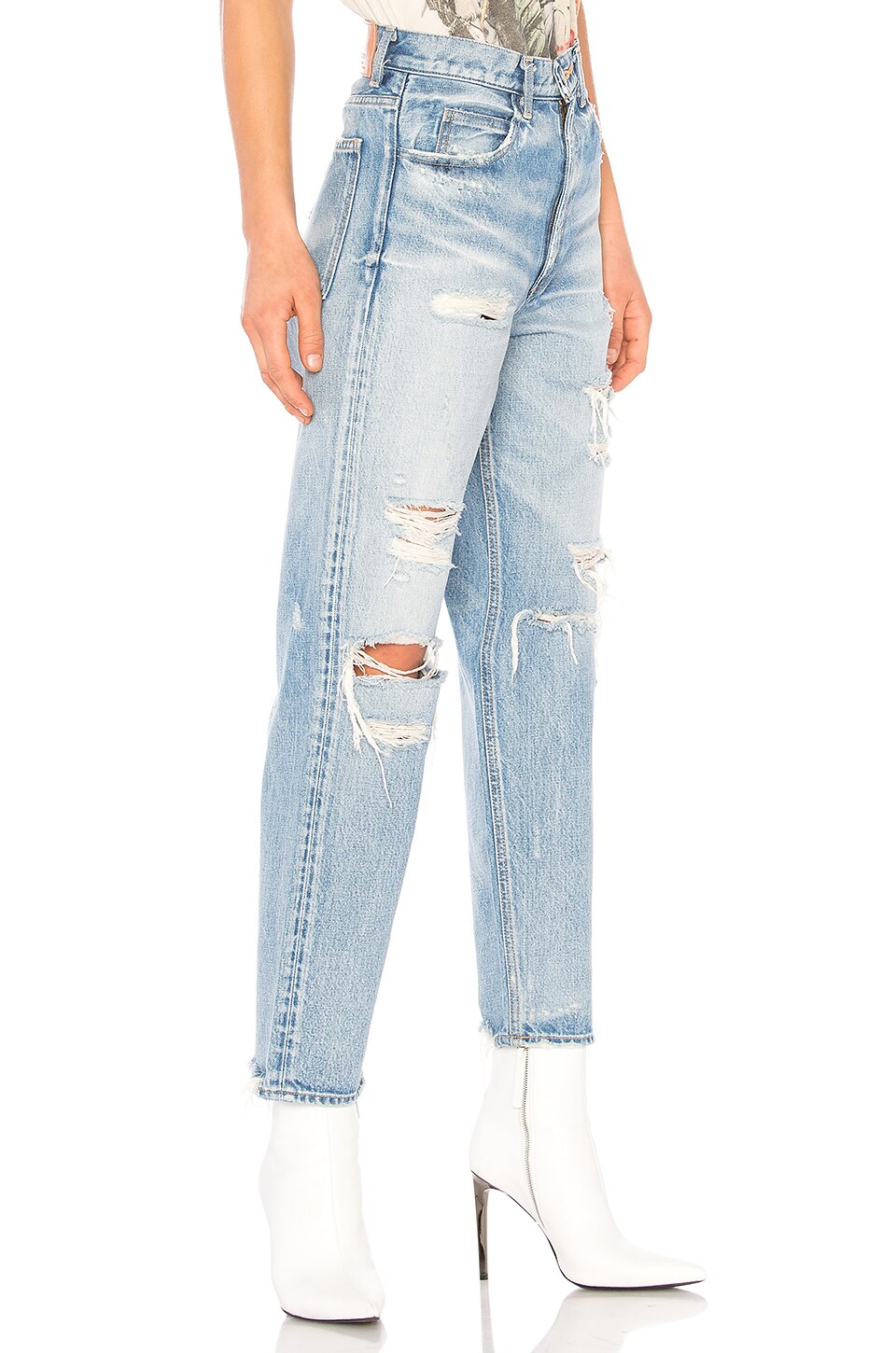 Moussy Vintage Barron Tapered Jean in Light Blue | REVOLVE