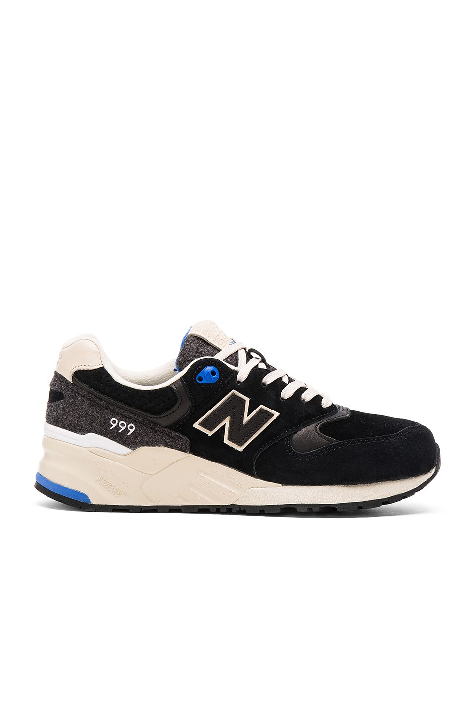 New Balance Elite Edition ML999 in Black | REVOLVE