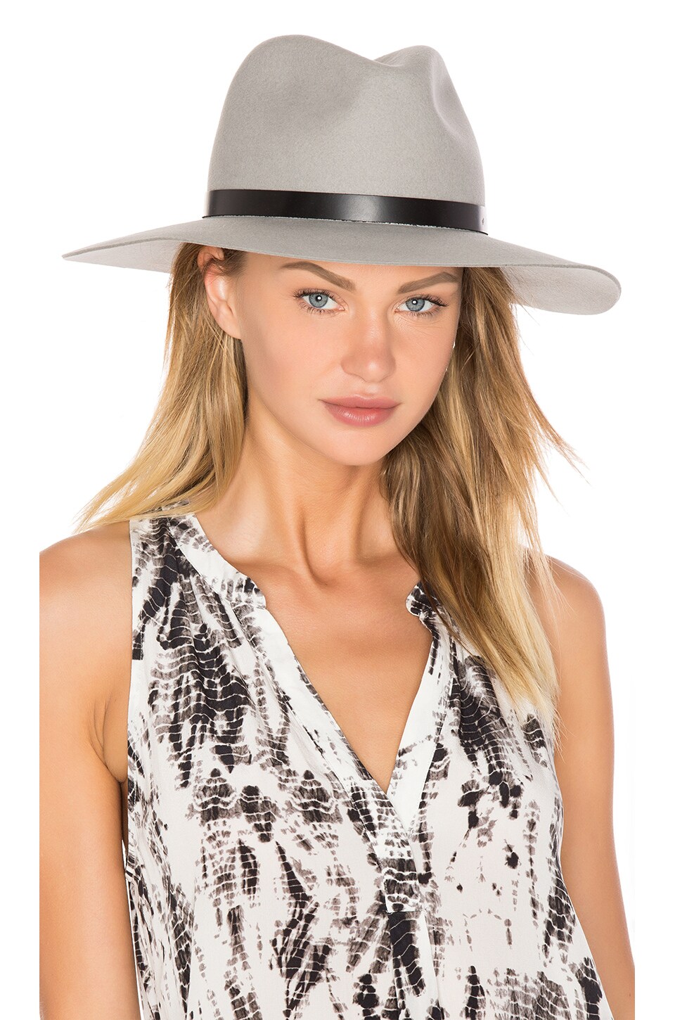 Rag & Bone Wide Brim Fedora in Light Grey | REVOLVE